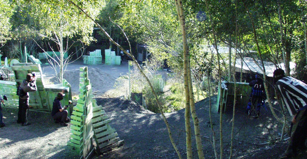 Paintball spielen in Aachen als spaßgeladener Mannschaftssport