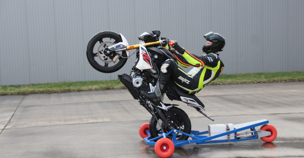 Motorrad Wheelie-Training in Wesendorf